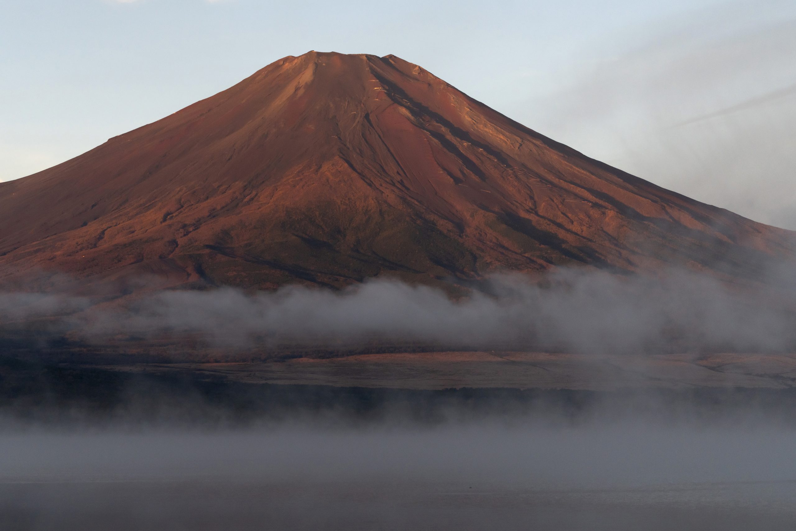 Images of Mount Fuji without snow