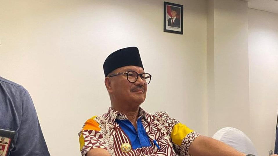 Bupati Konsel Copot Camat Baito Imbas Kasus Guru Supriyani Bupati Konsel Copot Camat Baito Imbas Kasus Guru Supriyani