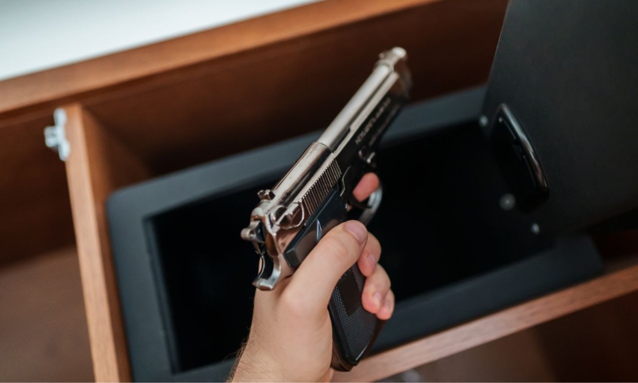 When You Shouldn’t Lock Your Guns In A Safe