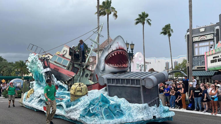 CineSational & Universal Mega Movie Parade 2025 Performance Dates ...