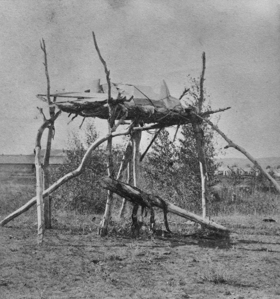 What were funerals like in the American colonies?