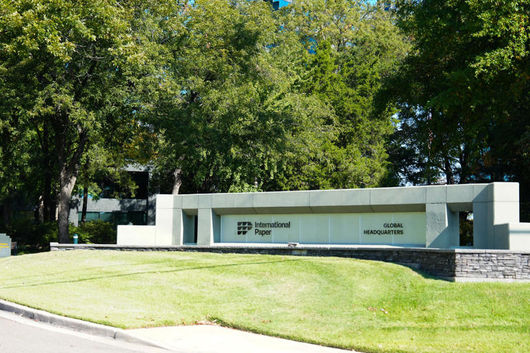 International Paper to lay off more than 1,000 employees in mill closures