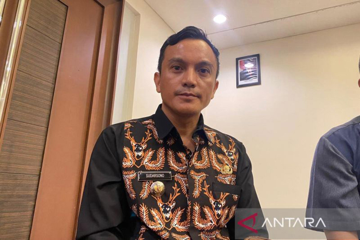Bupati Konsel yang Copot Camat Baito Pembela Guru Supriyani Bisa ... Bupati Konsel yang Copot Camat Baito Pembela Guru Supriyani Bisa ...