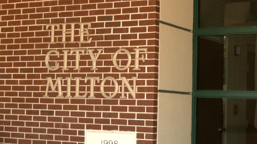 Milton releases holiday and sanitation schedules