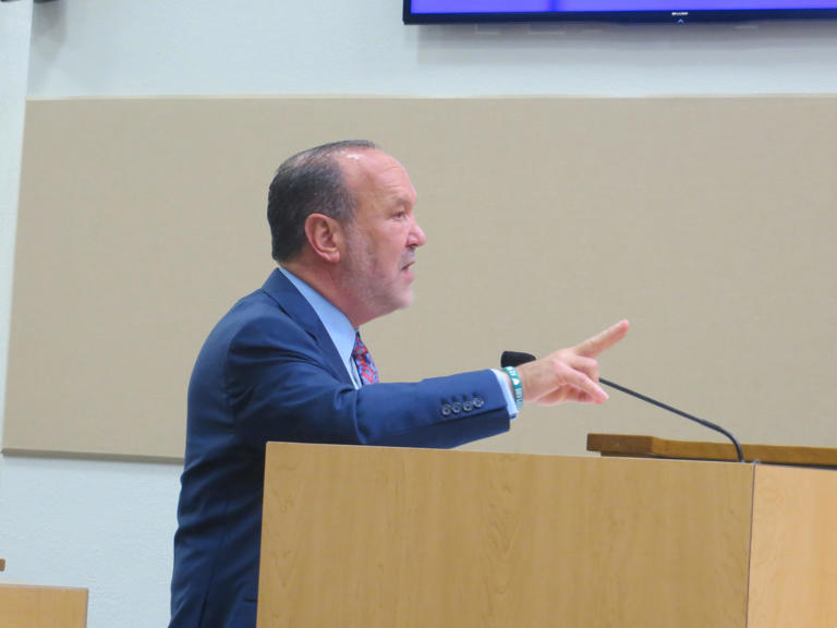 Ethics Commission dismisses Baxter complaint but says she 'probably ...