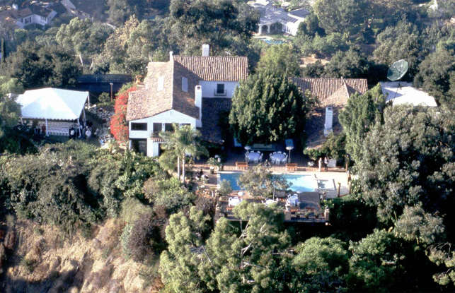 Inside the glamorous homes of Hollywood's Golden Age stars Inside the glamorous homes of Hollywood's Golden Age stars