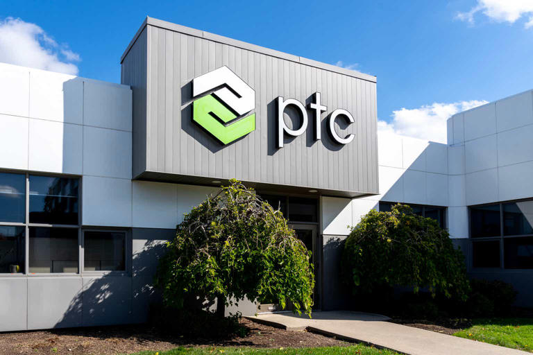 Autodesk's potential acquisition of PTC provides software, AI benefits ...