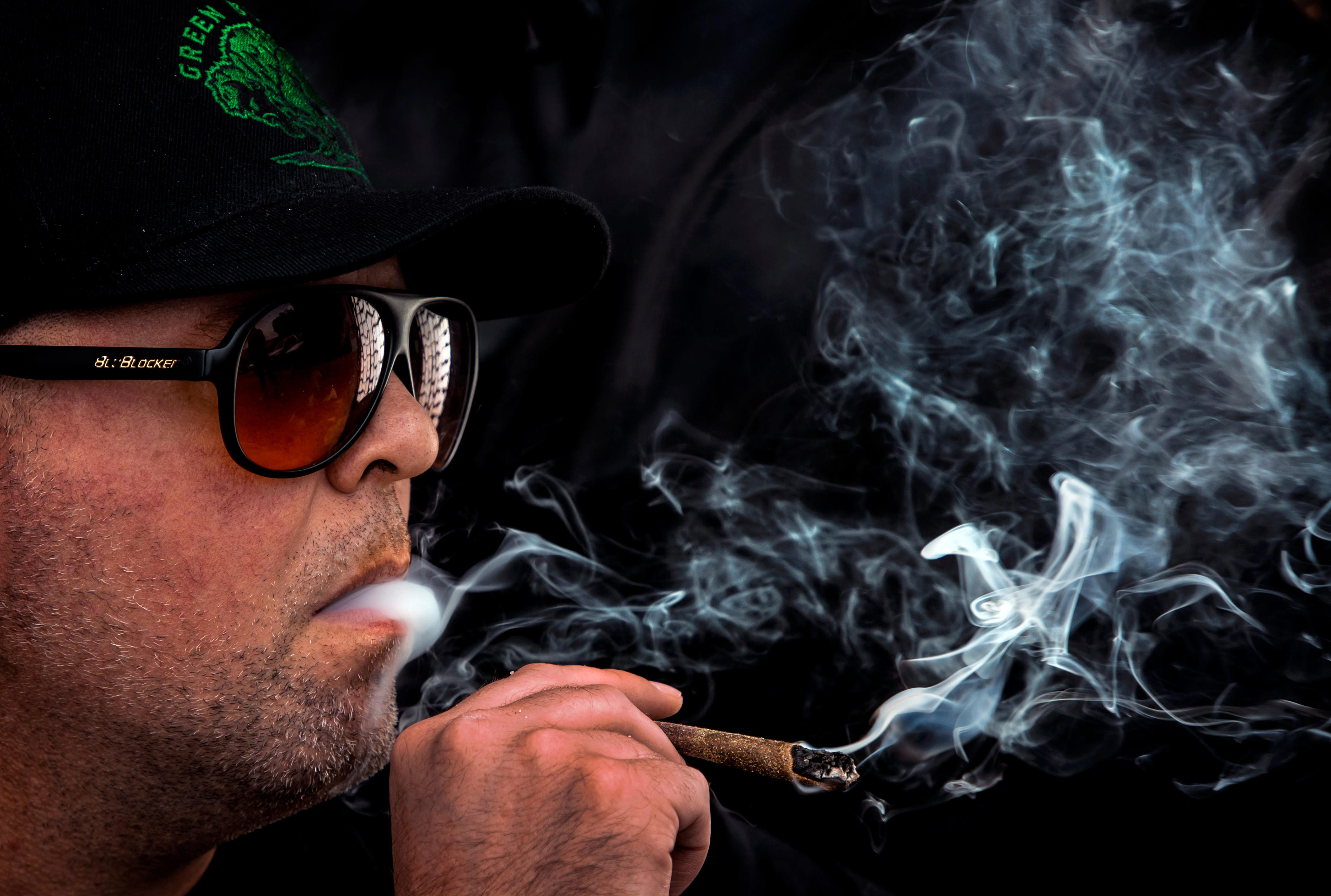 Can you smoke marijuana in public? Here's what Oklahoma law says