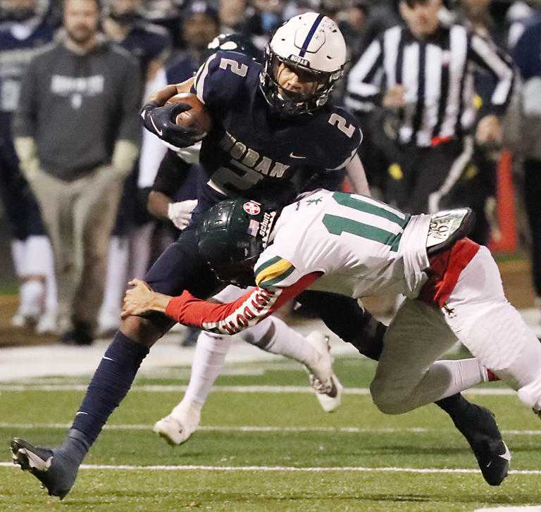 OHSAA football playoffs scores | Archbishop Hoban vs. Walsh Jesuit recap