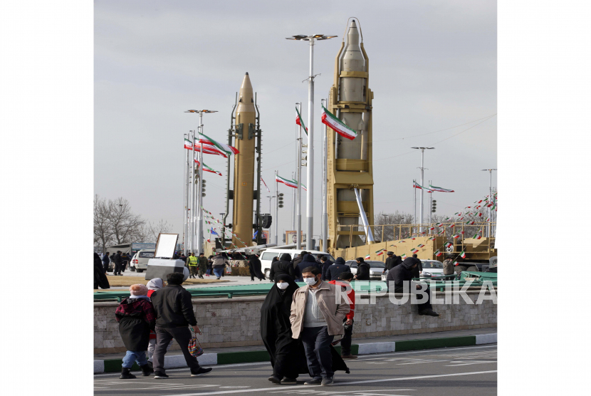 Iran Tegaskan tak Ragu Hancurkan Israel dengan Rudal Canggihnya ... Iran Tegaskan tak Ragu Hancurkan Israel dengan Rudal Canggihnya ...