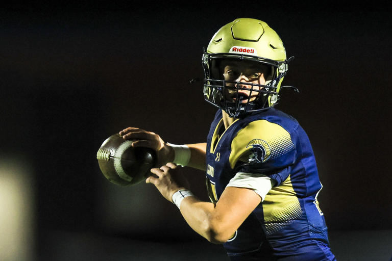 Elder at La Salle, Indian Hill at Wyoming, and other top football games ...