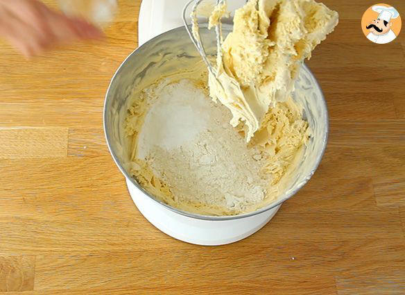 Ice cream cake, a no waste recipe