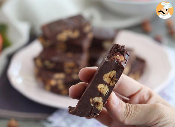 Hazelnut fudge - chocolate and hazelnut squares