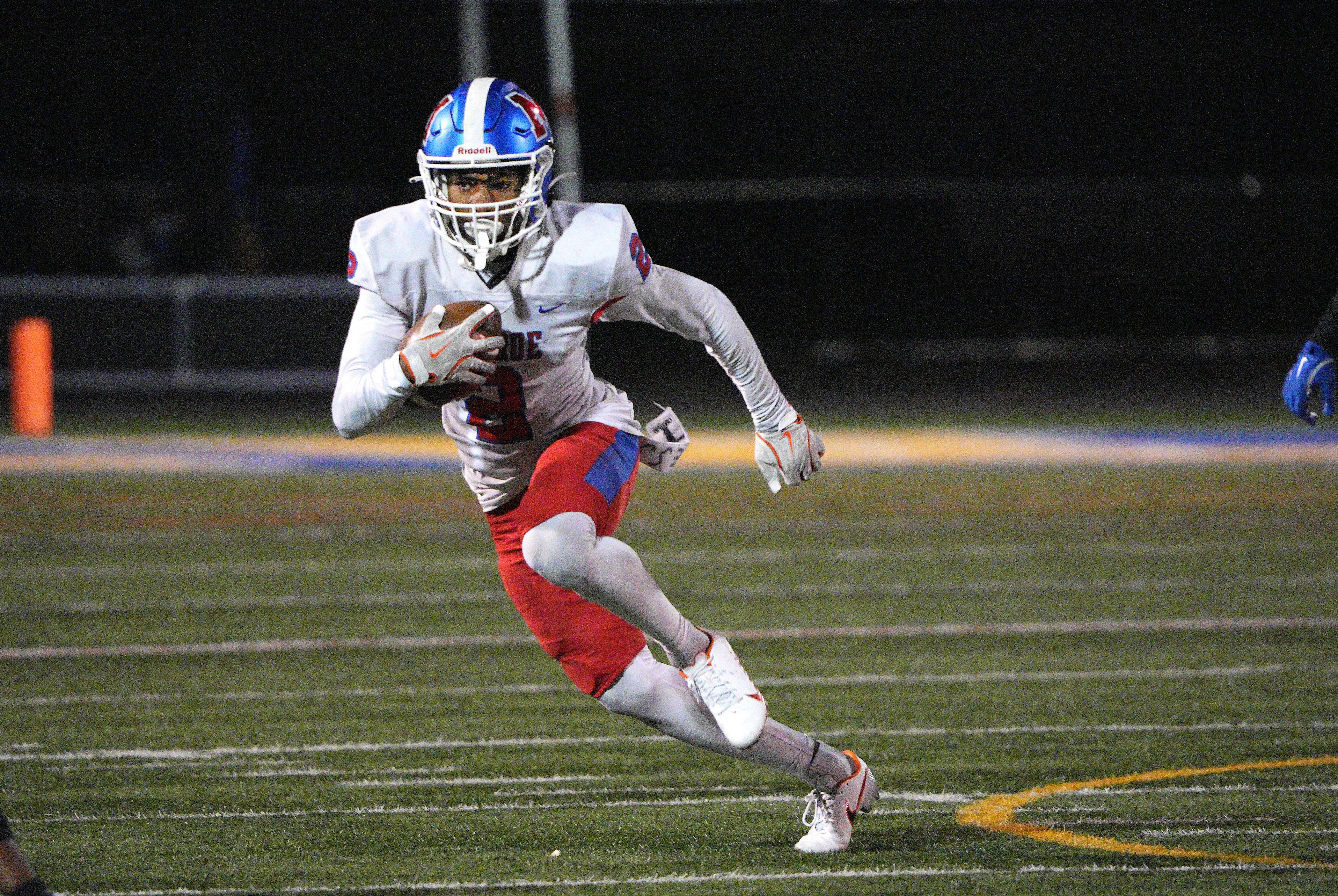 Section V star commits to play football at Oregon after offers from 20 ...