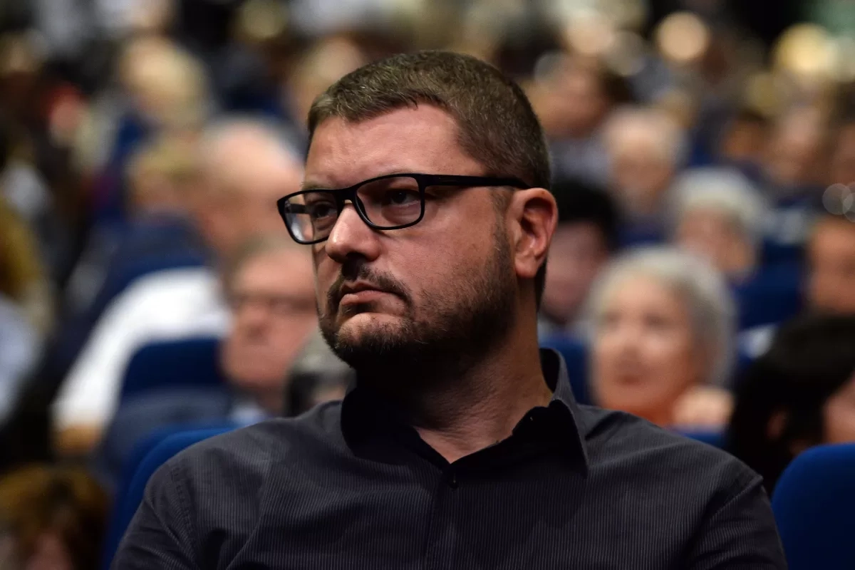 Gennaro Migliore: “L’inverno sta arrivando, nuovi equilibri nel caos. L ... Gennaro Migliore: “L’inverno sta arrivando, nuovi equilibri nel caos. L ...