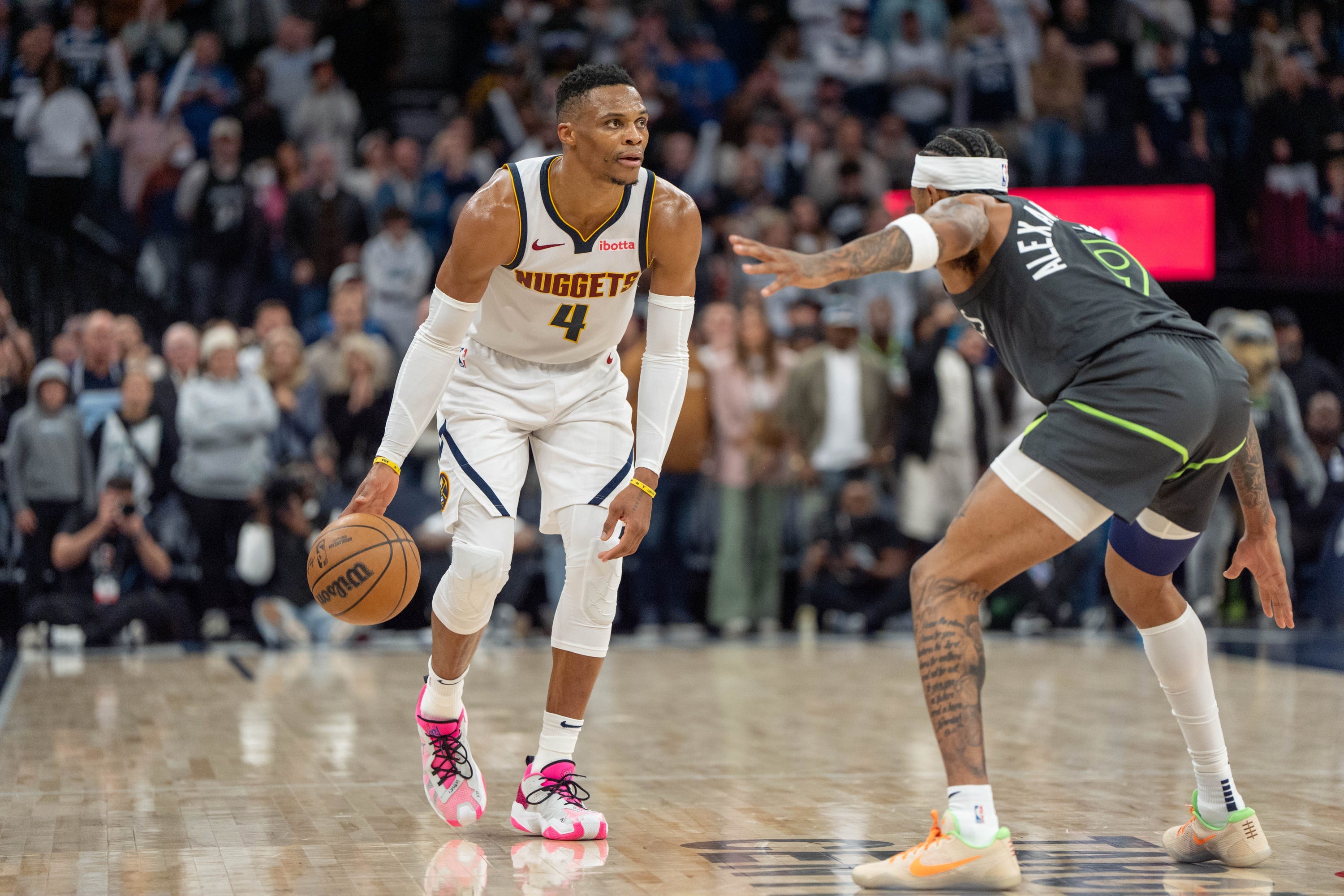 4 point guards Phoenix Suns could sign after Chris Paul joined Clippers
