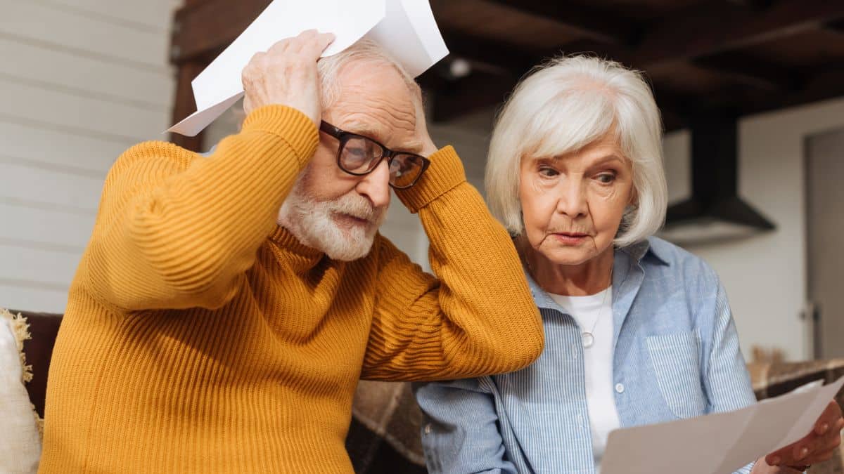 15 Reasons You're Trapped in Middle-Class Mediocrity