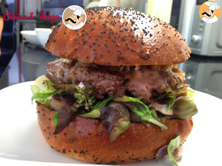 Burger de printemps aux asperges et gorgonzola