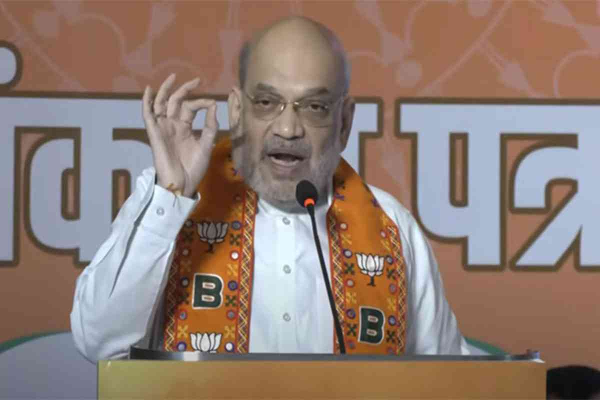 Shah launches development projects worth Rs 240 crore in Gujarat