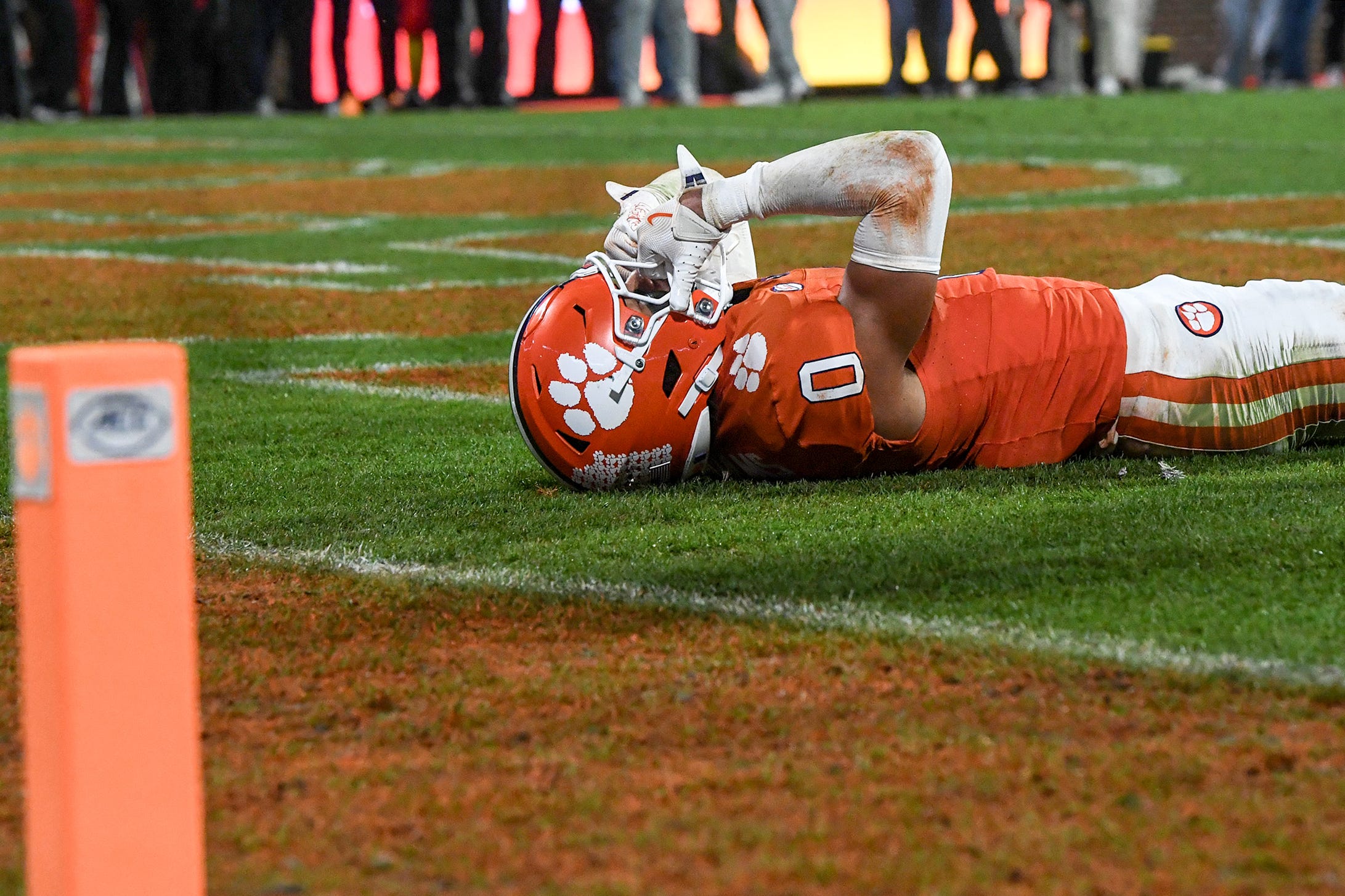 Reactions to Clemson's brutal rivalry loss to South Carolina