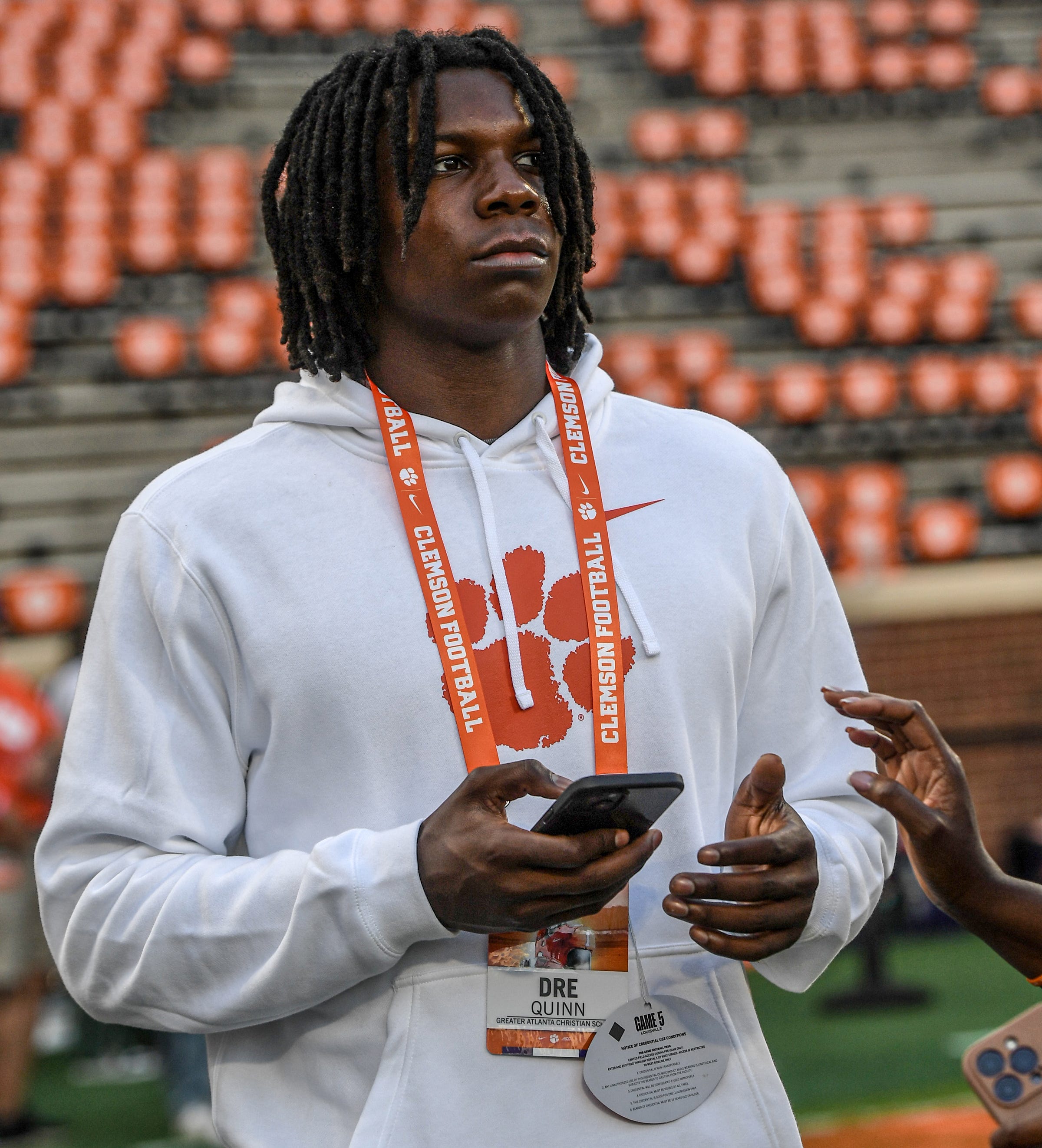 Dre Quinn, a 2026 4-star edge rusher, commits to Clemson football, Dabo ...