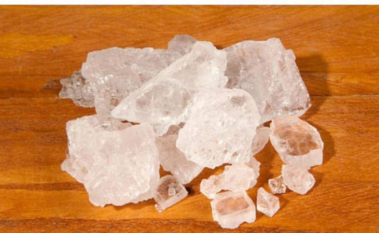 Cuáles son las propiedades saludables de la piedra de alumbre