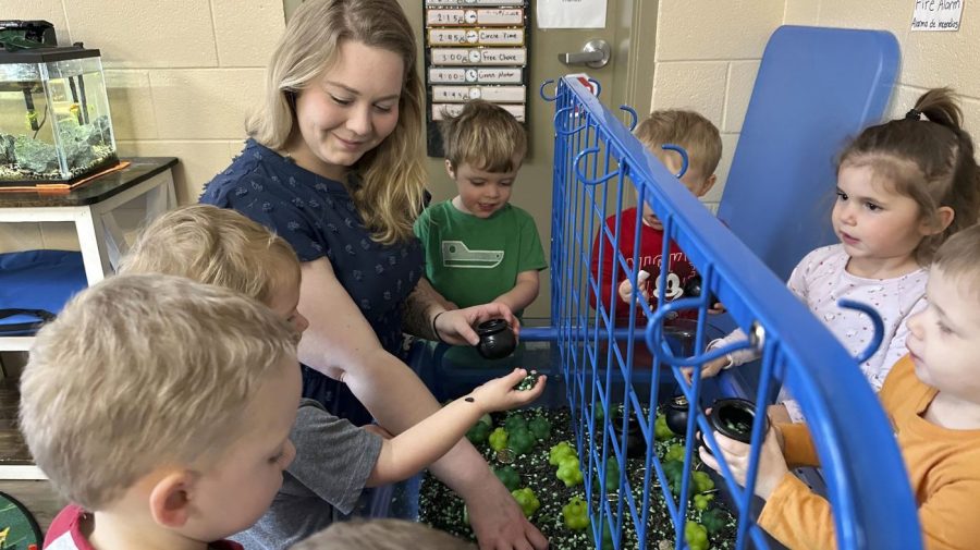 Most say child care costs are ‘major problem’: Survey