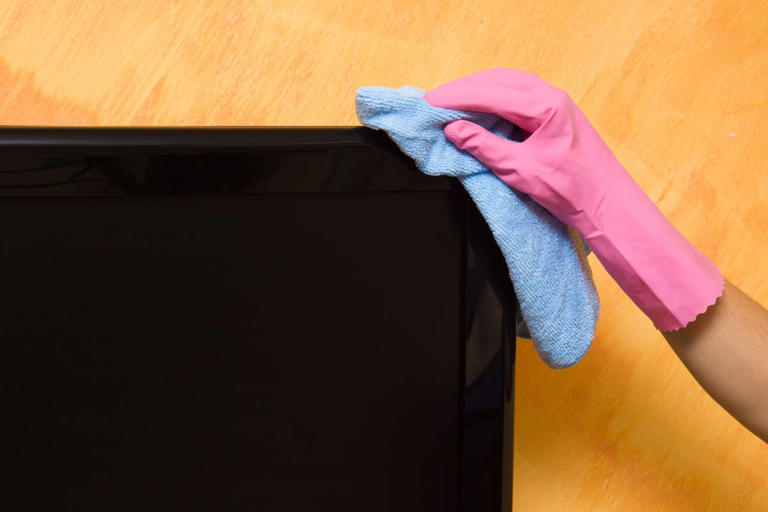 Professional cleaners say these are the 10 most common cleaning mistakes