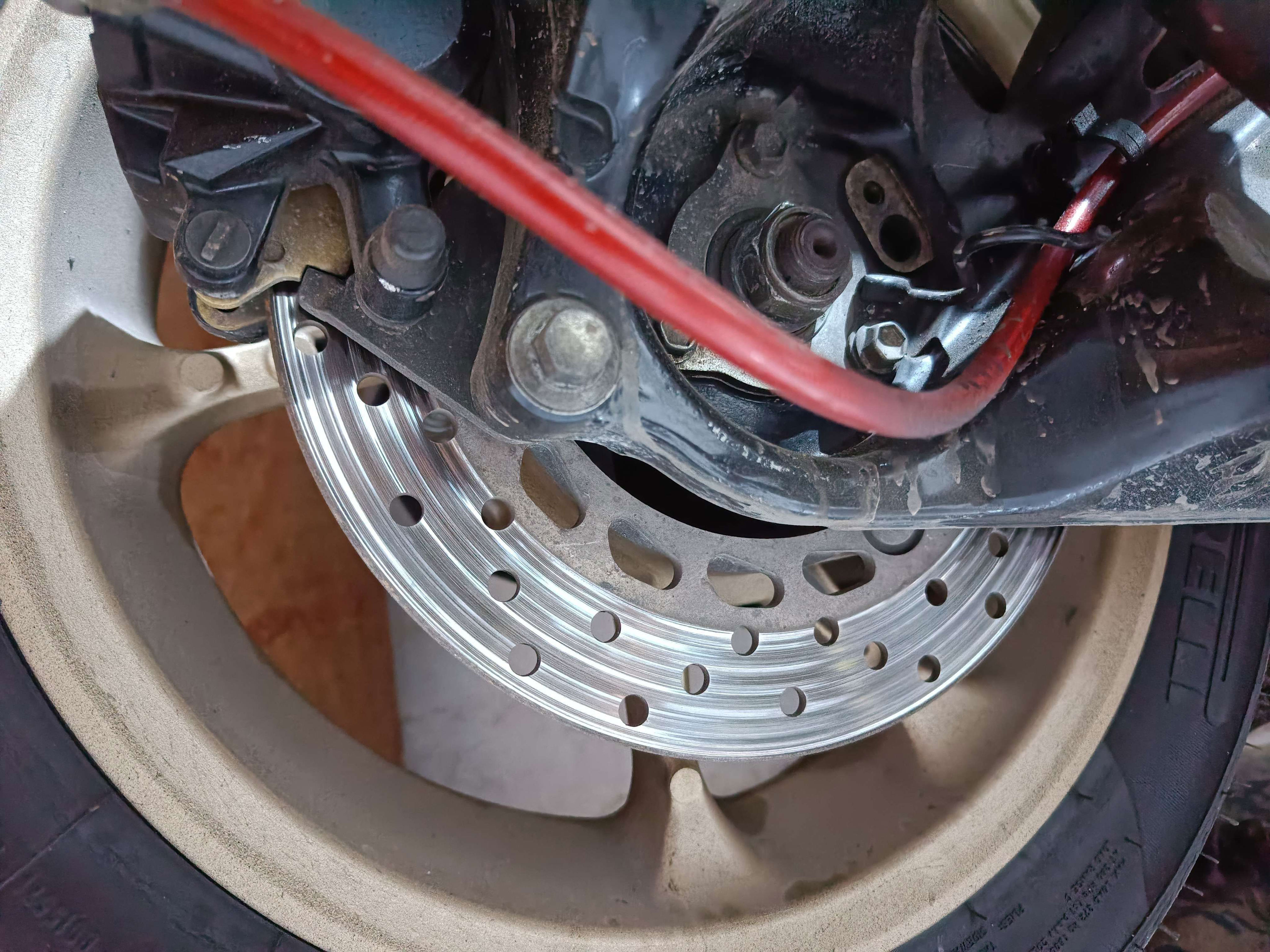 Ini penyebab dan dua cara mengatasi rem motor bekas terasa nyendat