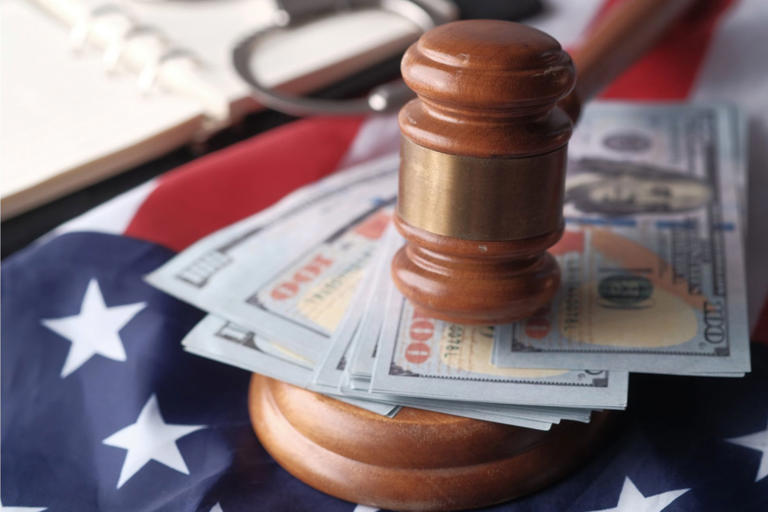 Black woman wins $15M discrimination suit after supervisor allegedly ...