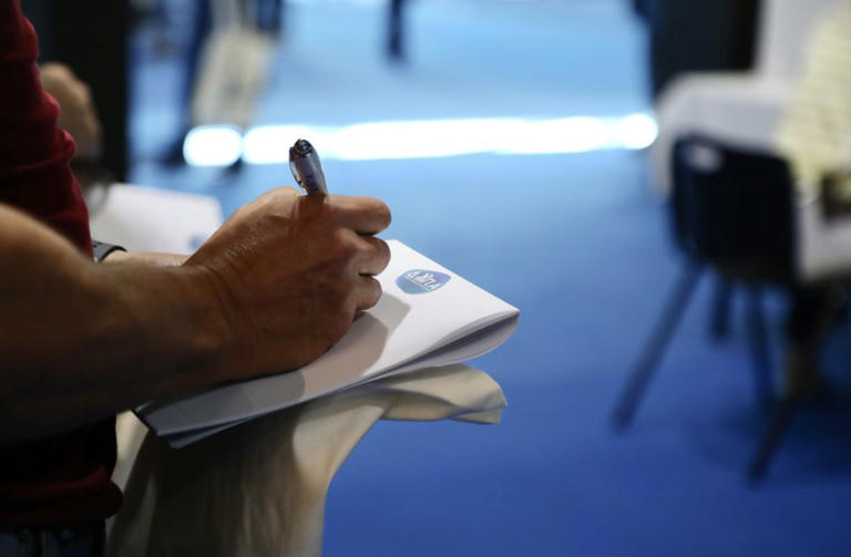 ΔΥΠΑ: Ξεκινούν οι αιτήσεις για νέο επιδοτούμενο πρόγραμμα κατάρτισης ...