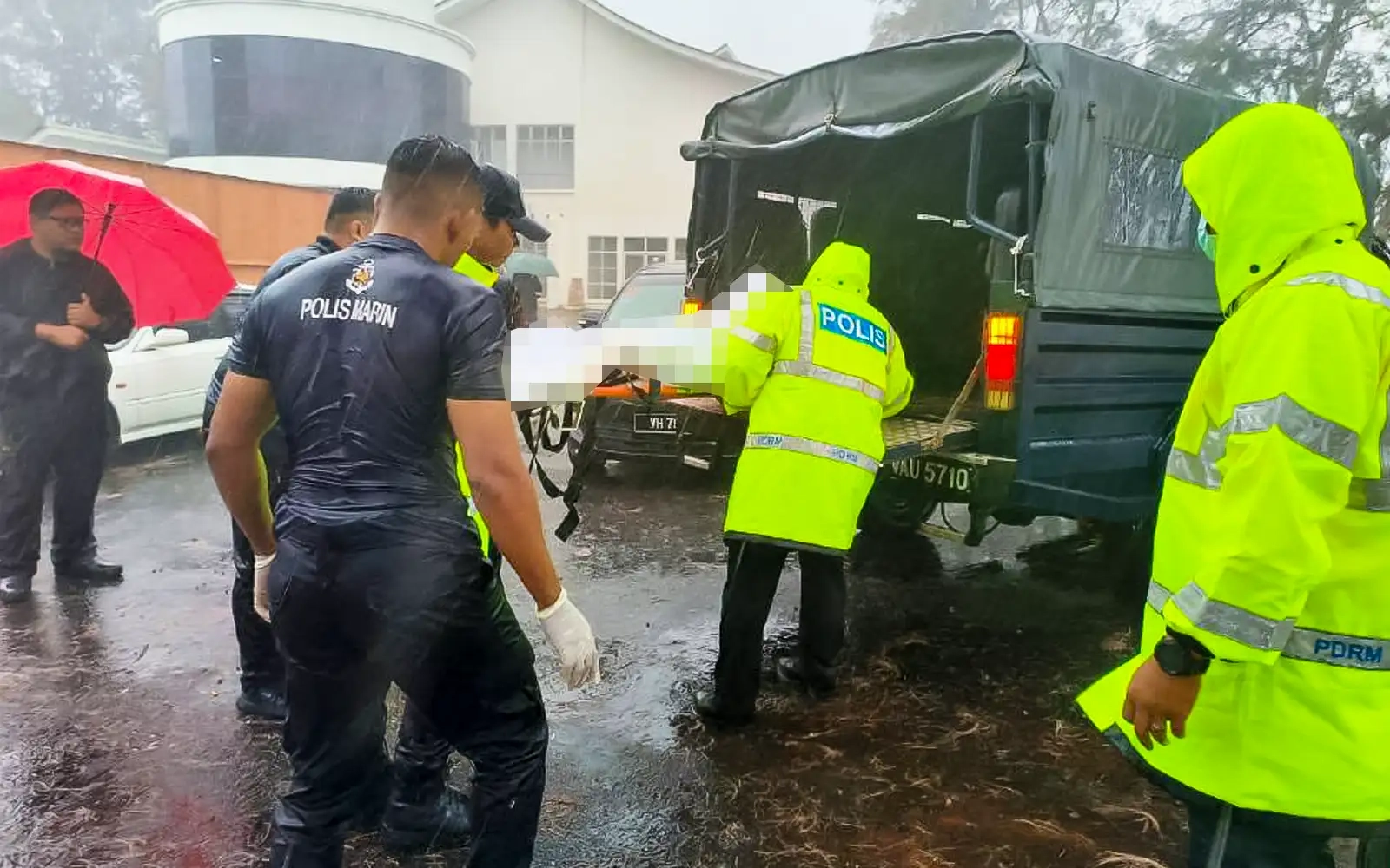 Missing autistic teen found drowned at Muar jetty Missing autistic teen found drowned at Muar jetty