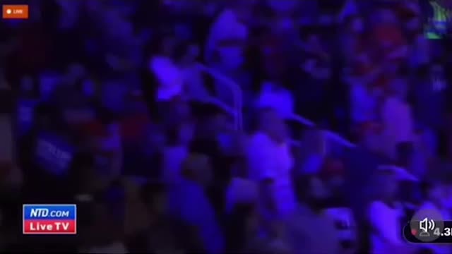 Watch: Donald Trump’s latest brag backfires as camera operator expertly ...