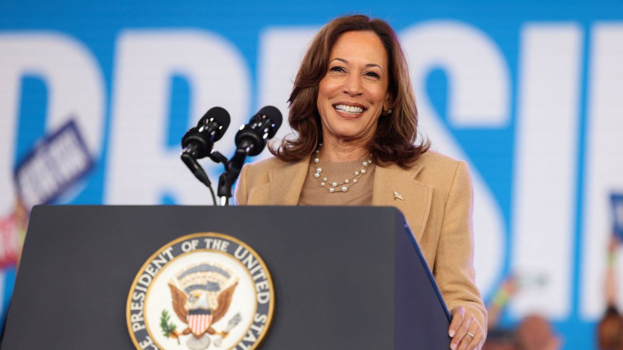 Kamala Harris signs with major Hollywood agency months after failed ...