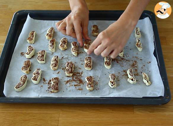 Puff pastry palmiers with chocolate spread