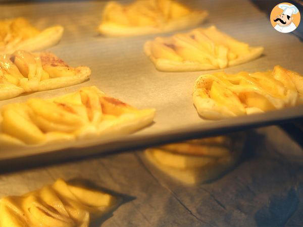 Express apple turnovers - quick recipe!