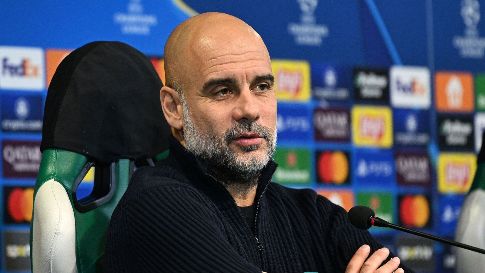Man City boss Pep Guardiola aims cheeky dig at rivals Man Utd