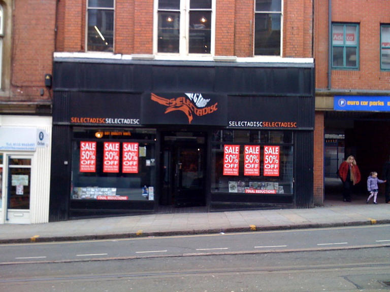 11 loved and lost Nottingham shops that only a certain generation of ...