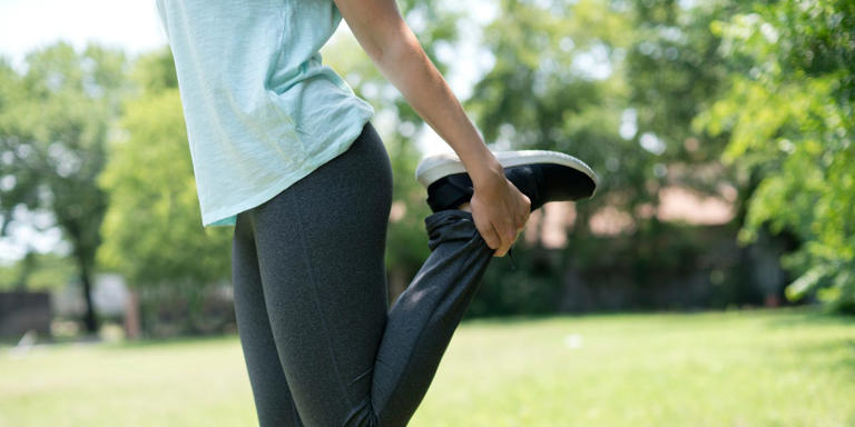 These are the best quad stretches to do before and after every run