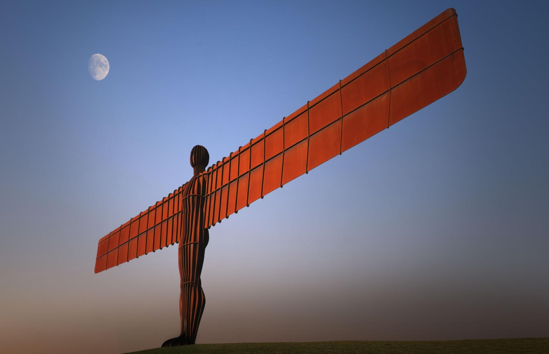 Britain's most incredible tourist attractions you must see