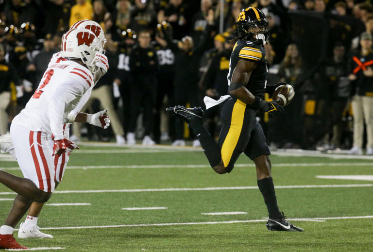 Iowa Hawkeyes Kaleb Johnson named Big Ten Ameche-Dayne Running Back of ... Iowa Hawkeyes Kaleb Johnson named Big Ten Ameche-Dayne Running Back of ...