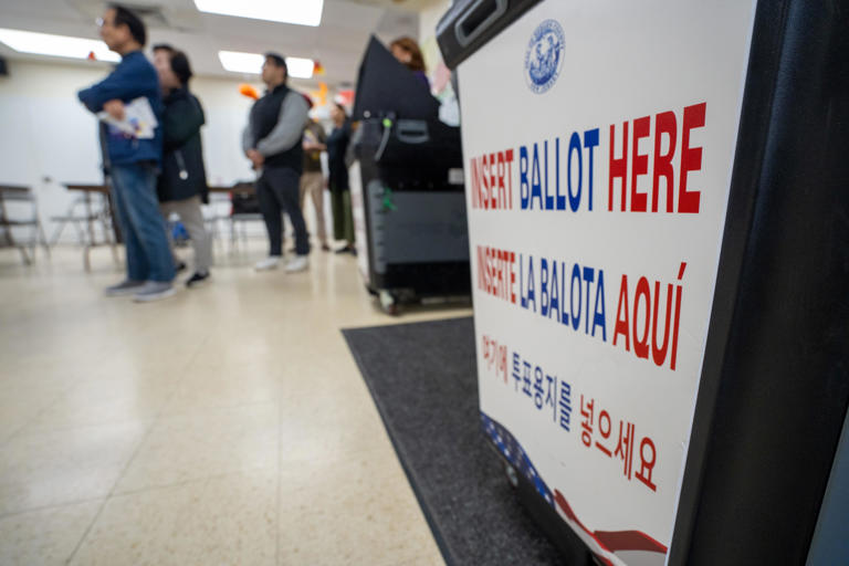 Teaneck voters stick with incumbents for municipal, schools posts