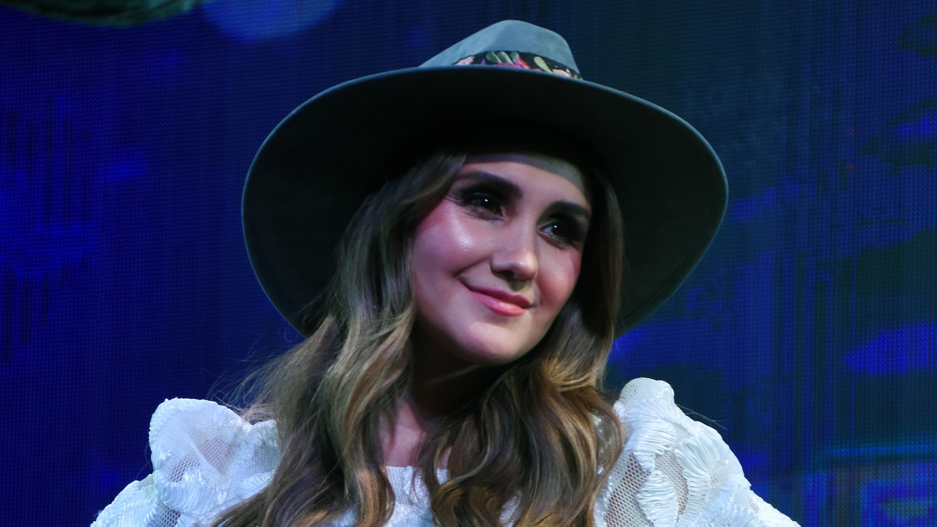 Dulce María comparte detalles de la grabación más especial, en la recta ...