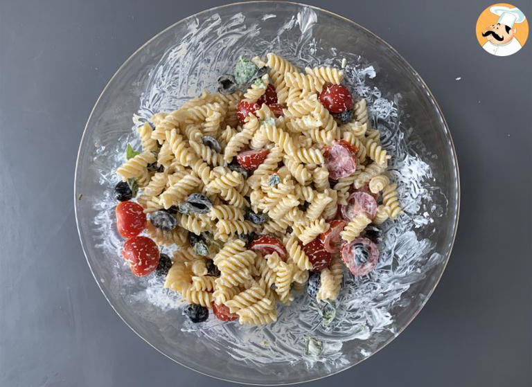 Super creamy pasta salad, ready in 10 minutes