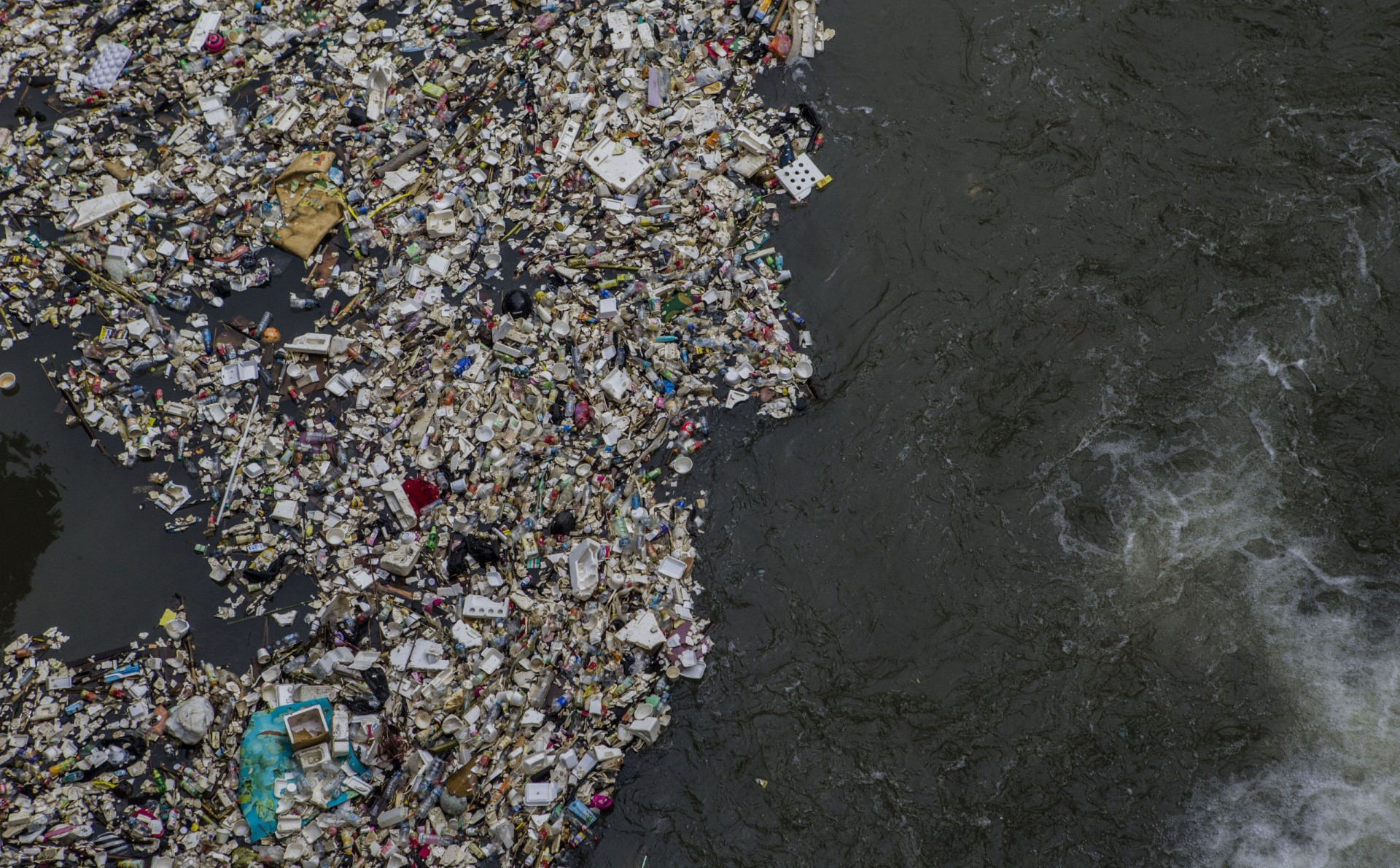 The growing garbage island polluting the Pacific Ocean
