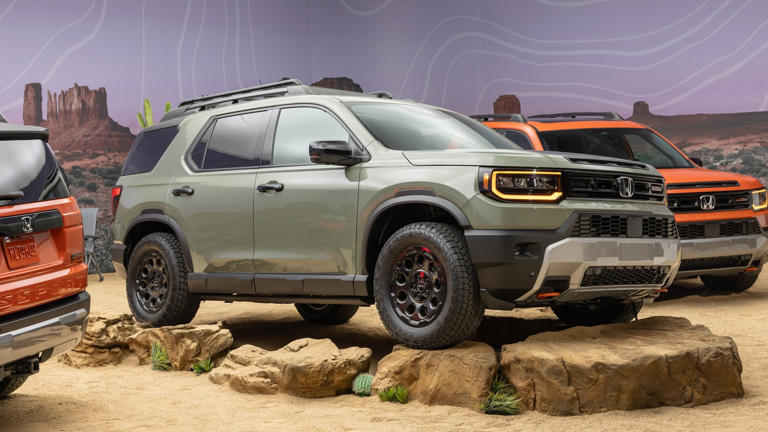 The 2026 Honda Passport Off-Road SUV Throws Back to the ’90s
