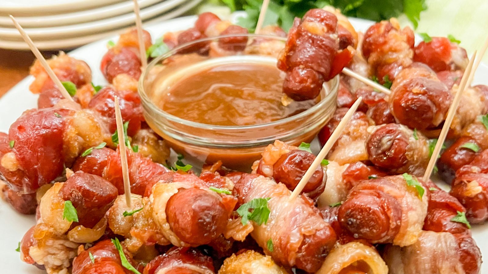 18 Thanksgiving Appetizers Gone Before Dinner Starts