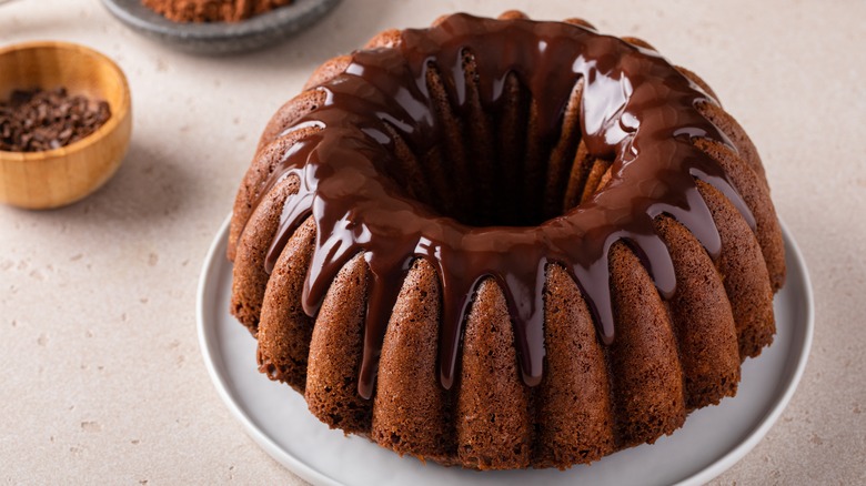 16 Tips For Baking The Absolute Best Bundt Cake