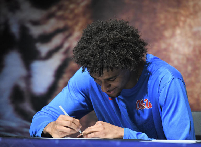 'Great experience for both': Patton Pinkins set to team with dad at Ole ...