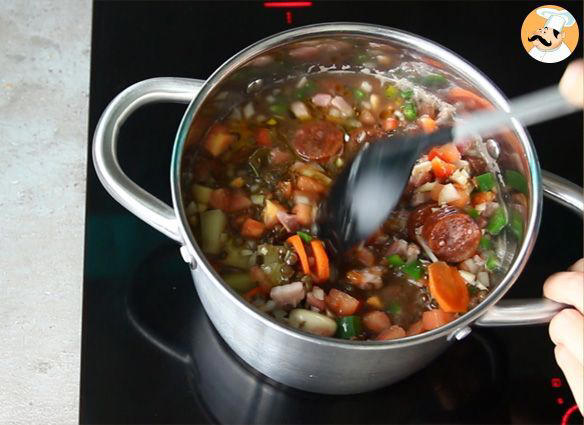 Foie gras and onion chutney puffs